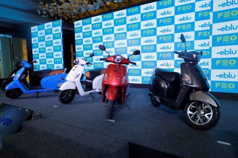 Godawari Electric Motors delivers 100 units of Eblu Feo e-scooter - EV ...
